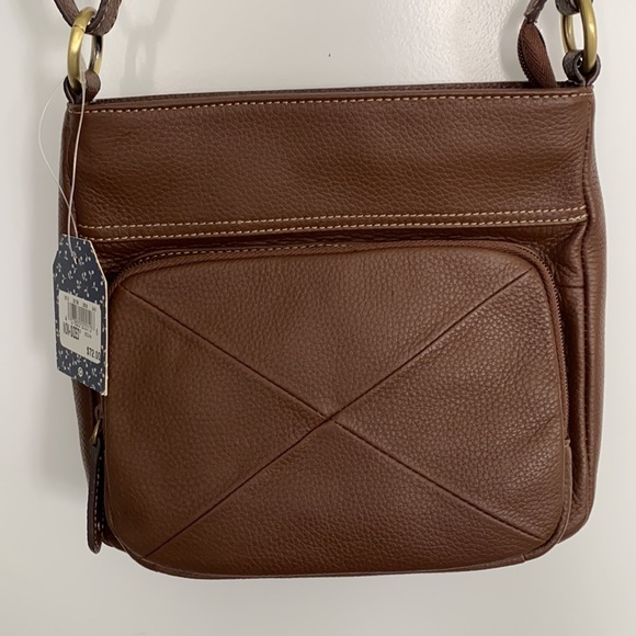 Bass | Bags | Bass Leather Crossbody Purse | Poshmark